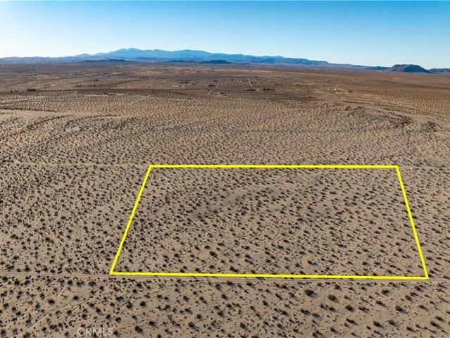 Saturn St, Joshua Tree, CA 92252