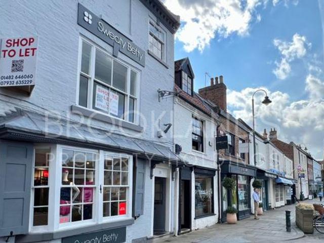 Saturday Market, Beverley, High Street Retail