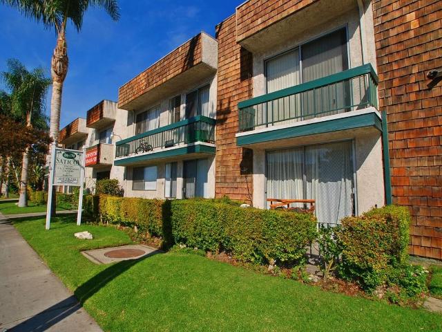 Saticoy Apartments. Nice comfortable living. Near Pierce College! CALL NOW! 2 Bedroom Apartment for Rent at 20431 Saticoy St, Los Angeles, CA 91306 Winnetka