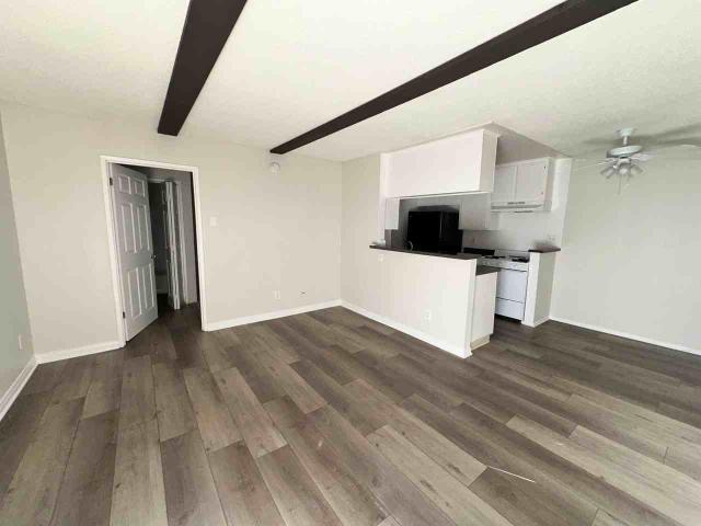 Saticoy Carriage House LLC 1 Bedroom Apartment for Rent at 21821 Saticoy St, Los Angeles, CA 91304 Canoga Park