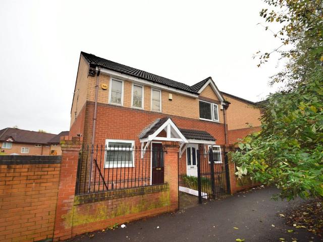 Satinwood Walk, Salford M3, 2 bed semi detached house to rent, £1,300 pcm | PrimeLocation