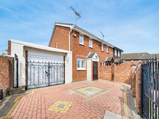 Satis Avenue, Sittingbourne ME10, 2 bed semi detached house to rent, £1,350 pcm | PrimeLocation