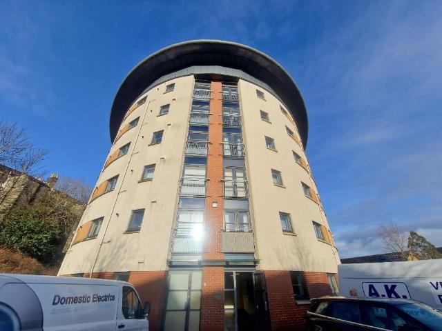Saucel Crescent, Paisley, Renfrewshire, PA1