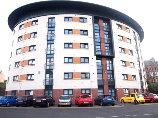 Saucel Crescent, Paisley, Renfrewshire PA1, 2 bed flat to rent, £850 pcm | PrimeLocation