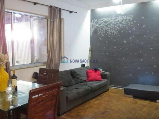 Saúde Casa de Vila A 450 Metros do Metrô, 3 Dorms e 2 Vagas, Permuta Interior