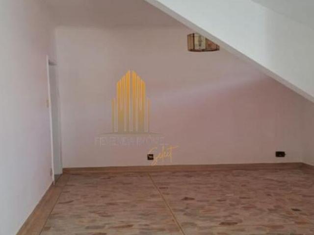 Saúde Casa de 160m² com 3 quartos, 2 banheiros e 2 vagas
