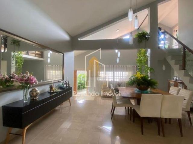 Saúde SP, Sobrado de 372m² com 3 dormitórios, 1 suíte e 4 vagas