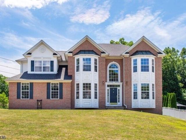 Saunders Ln, Mount Olive Township, Home For Sale
