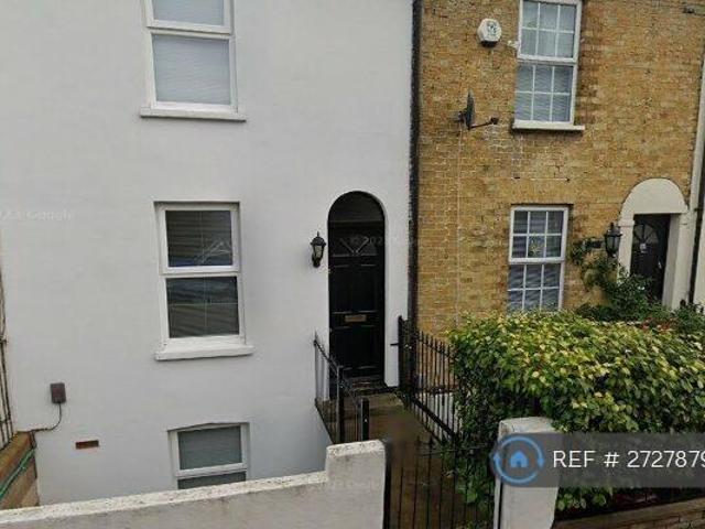 Saunders Street, Gillingham, 1 Bedroom House