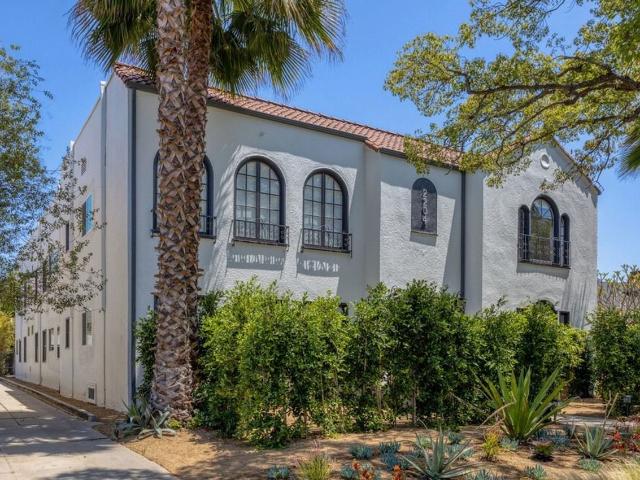 Savanna 7th Avenue 1 Bedroom Apartment for Rent at 2204 7th Ave, Los Angeles, CA 90018 UNNC