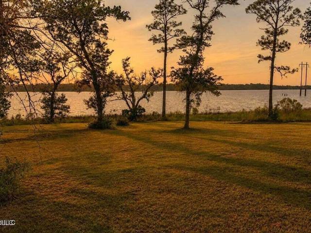 Savannah Estates Boulevard, Biloxi, MS 39532