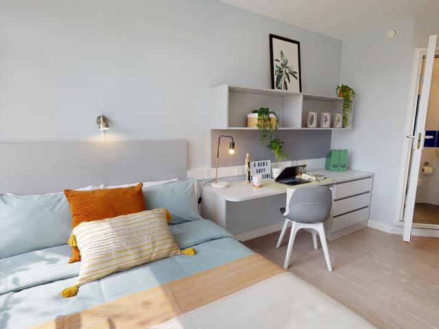 Saver En Suite, at iQ Tufnell House