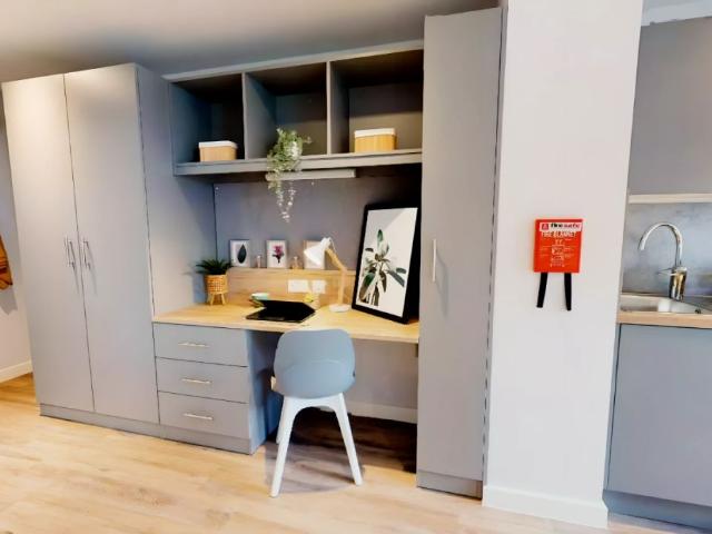 Saver Studio