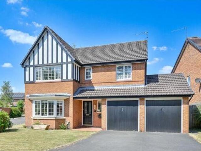 Savoureuse Drive, Stafford, 4 Bedroom Detached
