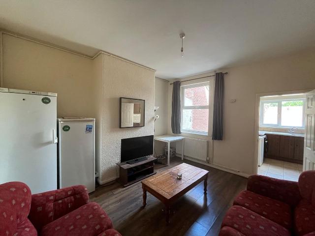 Savoy Workshops, Willoughby Street, Lenton, Nottingham NG7, 5 bed shared accommodation to rent, £2,600 pcm | PrimeLocation