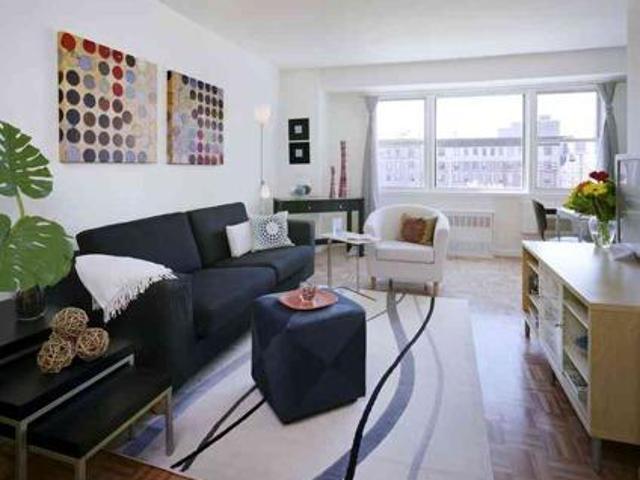Savoy Park 2300 Fifth Avenue: 1 bd 1 ba