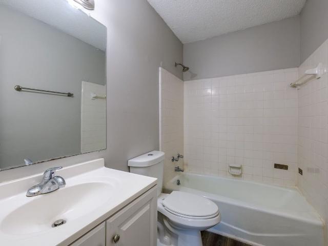 Sawyer Point Apartments 3 Bedroom Apartment for Rent at 2337 Sharon Dr, Albany, GA 31707