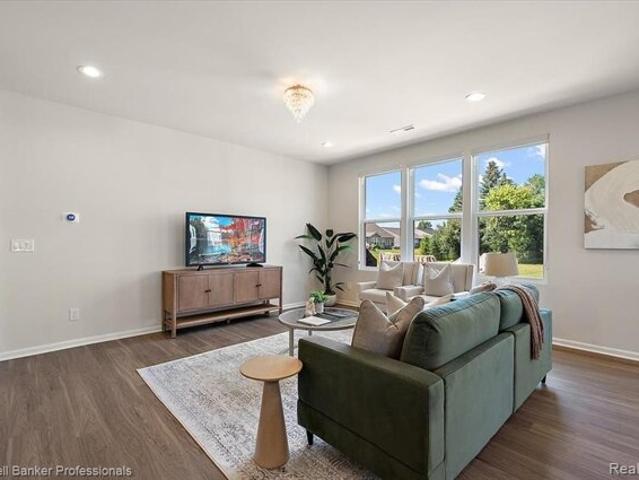Sawyer Rd, Canton, Condo For Sale