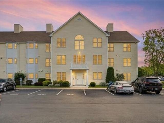 Saw Mill Dr Unit,north Kingstown, Condo For Sale