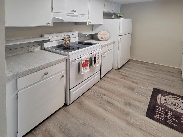 Sawgrass Apartments 2 Bedroom Apartment for Rent at 4150 78th Ave N, Pinellas Park, FL 33781