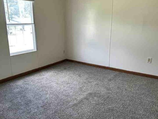 Sawgrass Mobile Home Park 4 Bedroom Apartment for Rent at 228 N Highway 125, Ray City, GA 31645