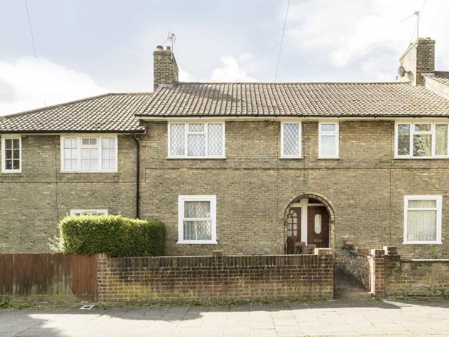 Sawley Road, Shepherds Bush W12, 2 bed terraced house to rent, £2,500 pcm | PrimeLocation