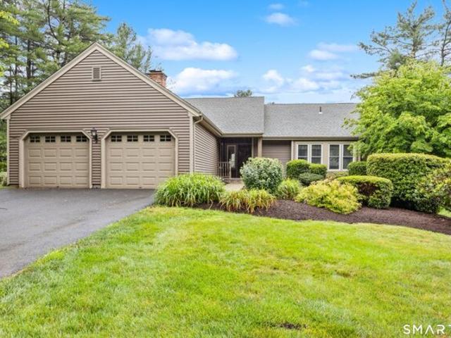 Saxon Woods Ct, Cheshire, Condo For Sale