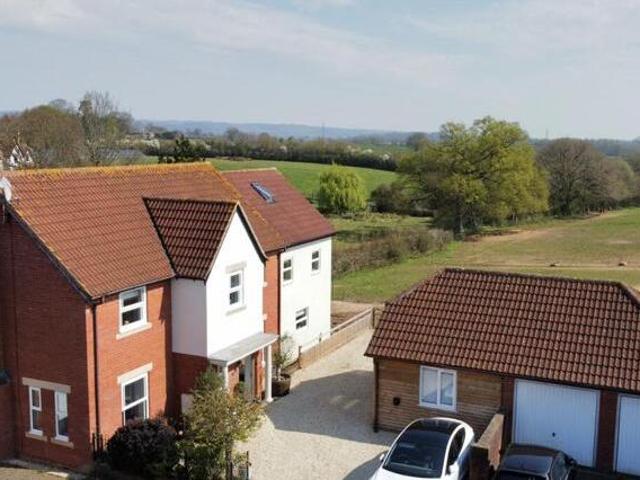 Saxon Close, Oake, 5 Bedroom Detached