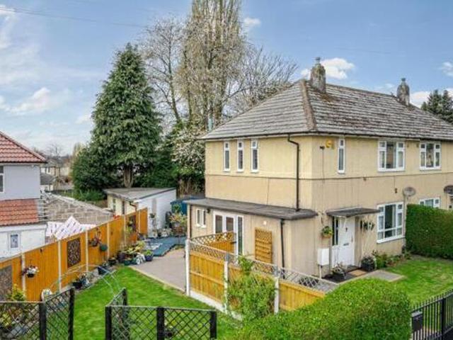 Saxon Grove, Leeds, 3 Bedroom Semi detached
