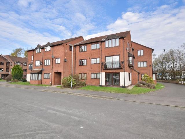 Saxon Mill Lane, Tamworth B79, 2 bed flat to rent, £875 pcm | PrimeLocation