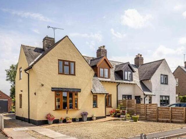 Saxondale Drive, Radcliffe on trent, 4 Bedroom Semi detached