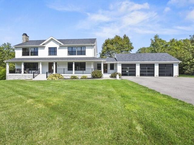 Saxony Ave, Tiverton, Home For Sale