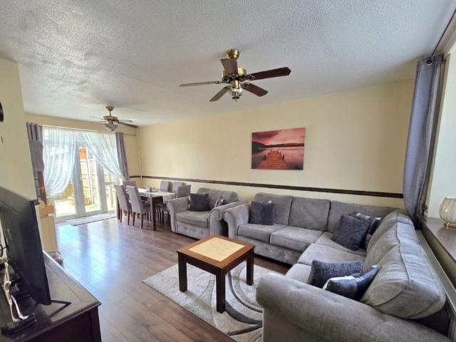 Saxony Parade, Hayes UB3, 4 bed semi detached house to rent, £2,700 pcm | PrimeLocation
