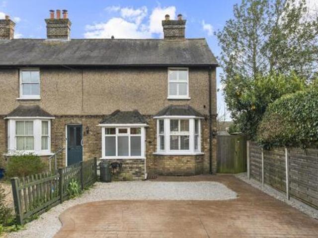 Sayesbury Avenue, Sawbridgeworth, 2 Bedroom End