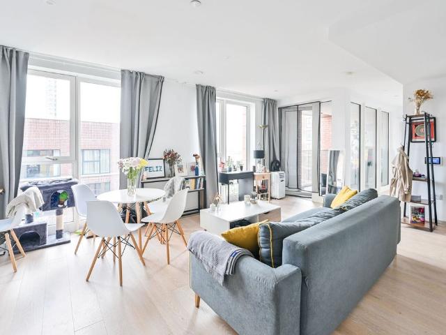 Sayer Street, Elephant And Castle, London SE17, 1 bed flat to rent, £3,300 pcm | PrimeLocation