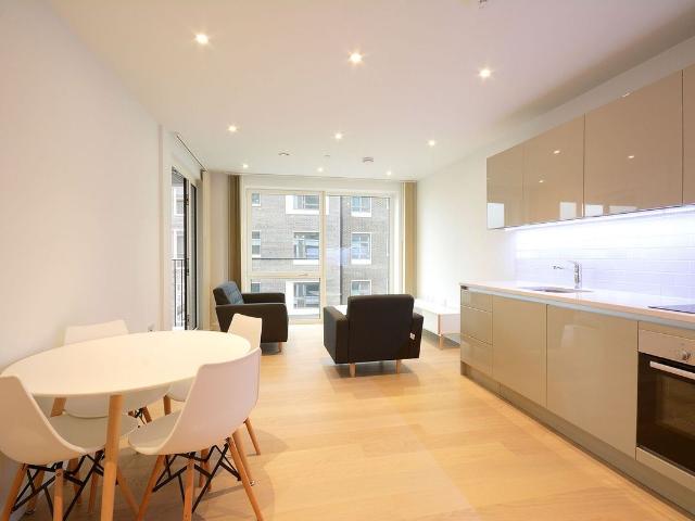 Sayer Street, Elephant And Castle SE17, 1 bed flat to rent, £2,701 pcm | PrimeLocation