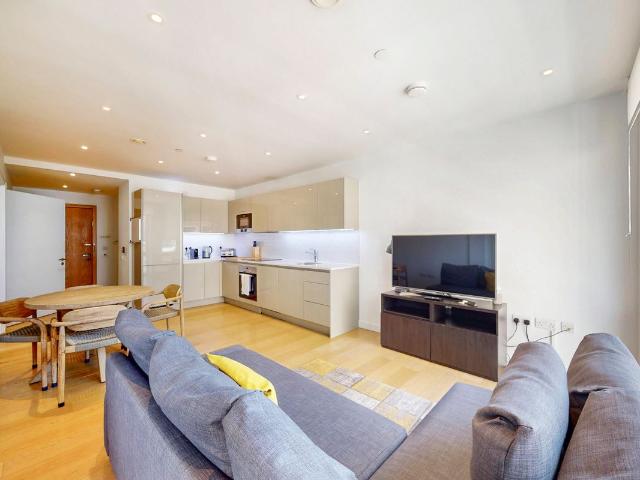 Sayer Street, London SE17, 1 bed flat to rent, £2,900 pcm | PrimeLocation