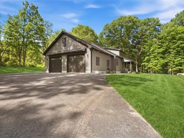 Sayles Hill Rd, North Smithfield, Home For Sale