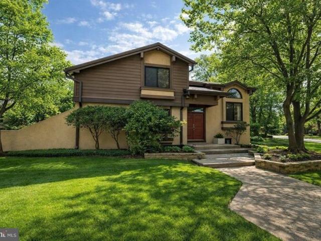 Sayre Dr, Princeton, Home For Sale