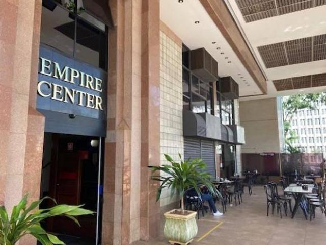 SBS Ed. Empire Center Loja térrea Imobiliária Belvedere vende ou aluga