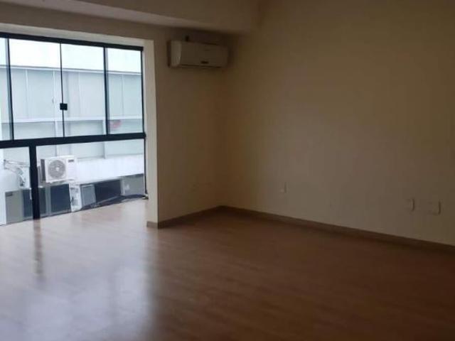 SGAS 915 ED. OFFICE CENTER