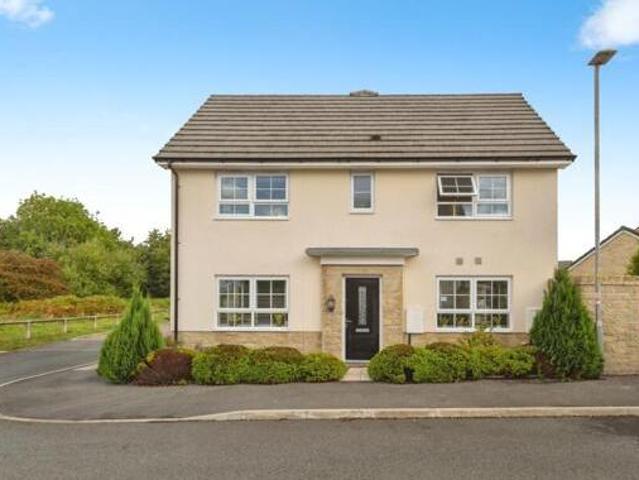 Sgt Mark Stansfield Way, Hyde, 3 Bedroom Semi detached