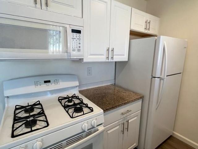 SDC T 520 1 Bedroom Apartment for Rent at 520 N Freeman St, Oceanside, CA 92054 Downtown Oceanside
