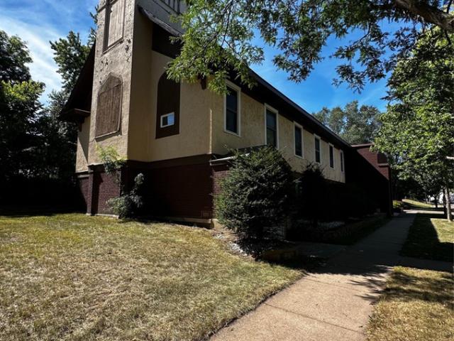 SE1108 1 Bedroom Apartment for Rent at 1108 2nd Ave, Eau Claire, WI 54703 Randall Park
