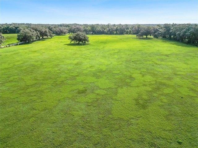 SE 54th Trl, Center Hill, FL 33514