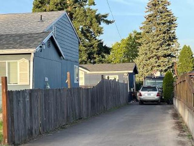 SE 76th Pl