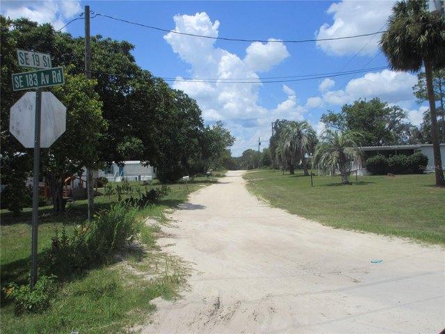 SE 19th St, Silver Springs, FL 34488