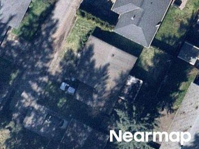 SE 267th St