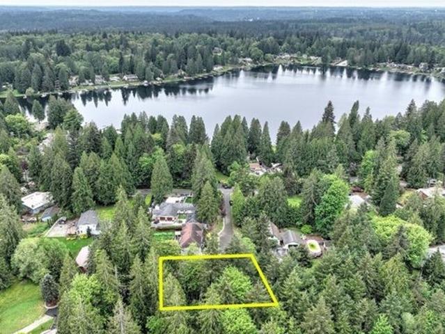 SE 311th Ct, Covington, WA 98042