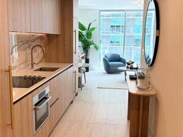 Se Th St Apt,miami, Condo For Sale